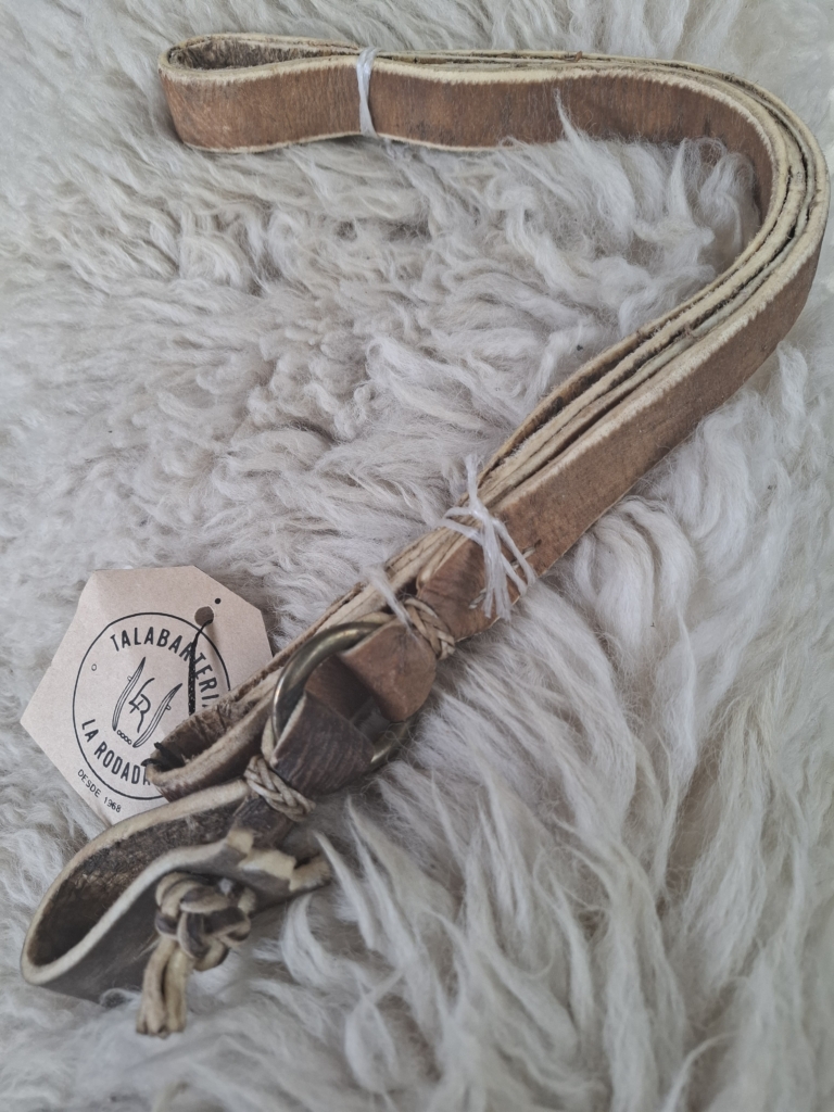 Cabestro especial cuero crudo reforzado c/ argolla de Bronce ...